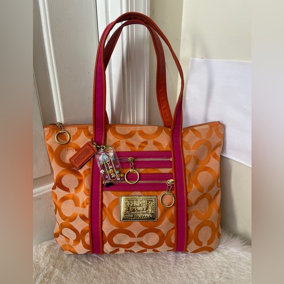 Coach | Bags | Coach Poppy Shoulder Bag Euc | Poshmark